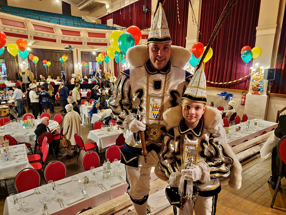Bijzondere carnavalstoet in Tongeren: na 25 jaar weer met reuzen ...