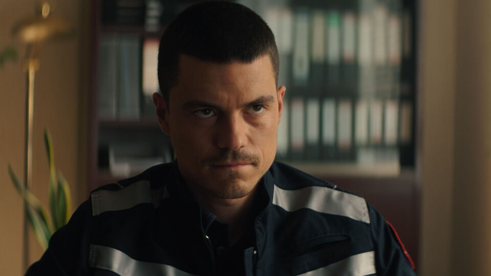 Onder vuur - Aflevering 1 (Seizoen 3) | VRT MAX