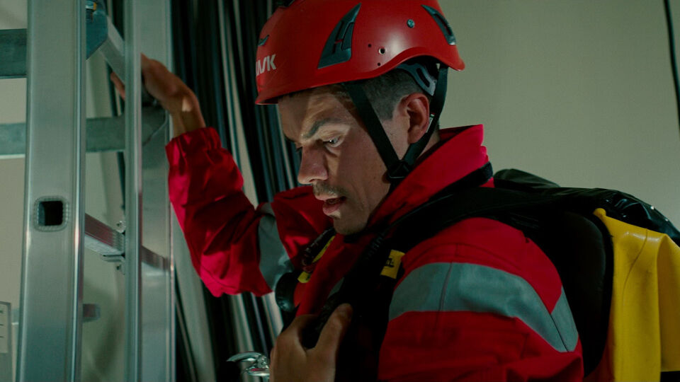 Onder vuur - Aflevering 1 (Seizoen 3) | VRT MAX