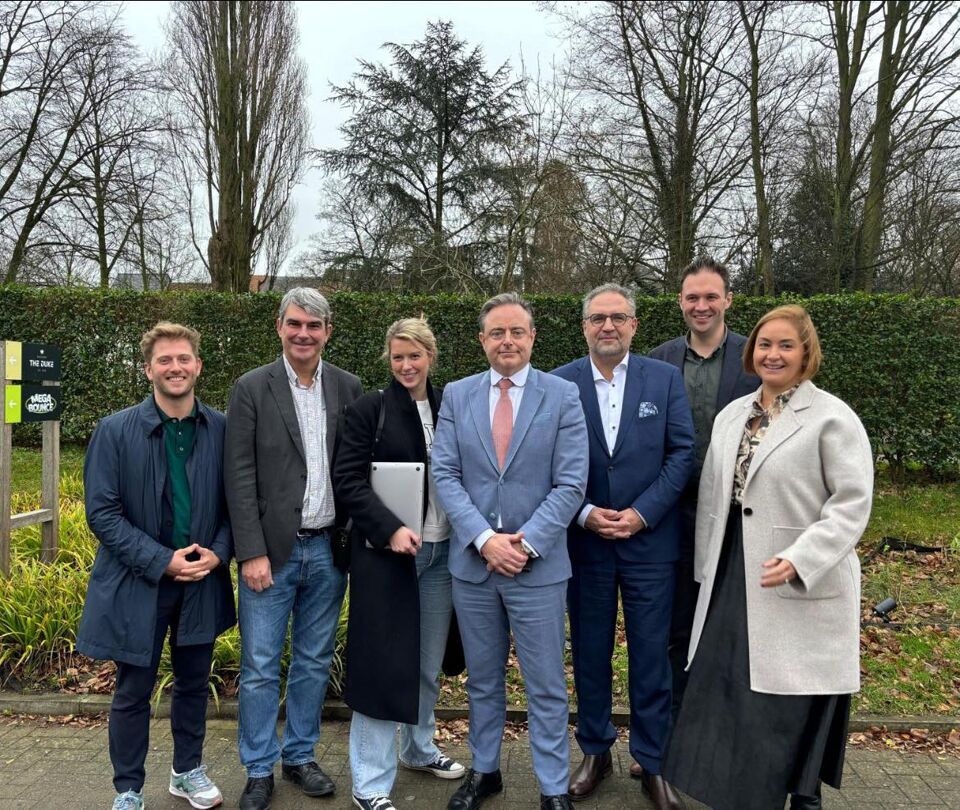 N-VA zweert bij sterkhouders, Vooruit kiest voor nieuwe gezichten ...