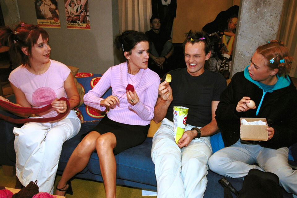 W817 - Aflevering 42 (Seizoen 3) | VRT MAX