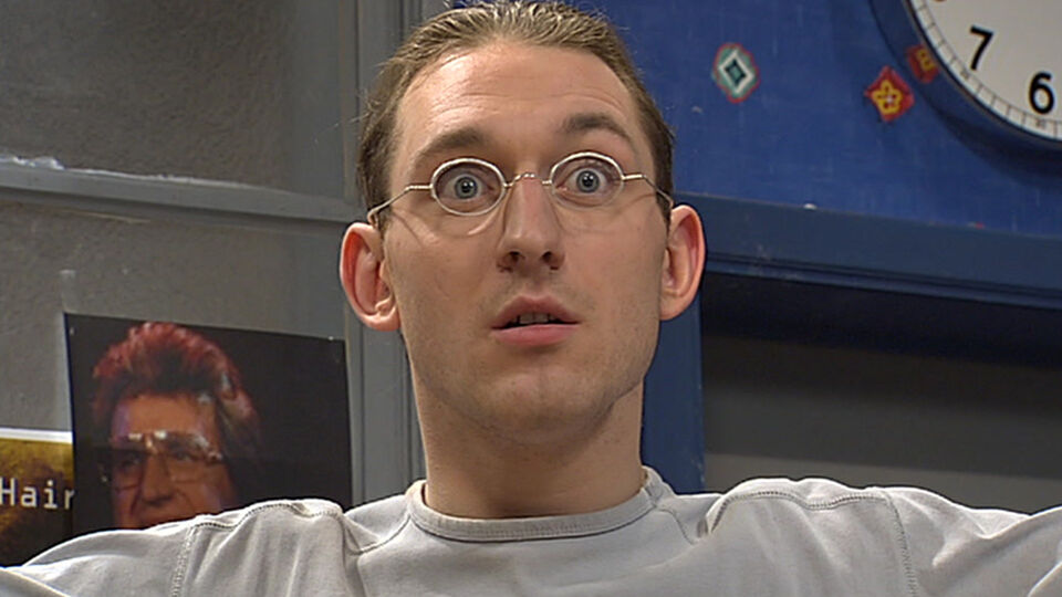 W817 - Aflevering 1 (Seizoen 4) | VRT MAX