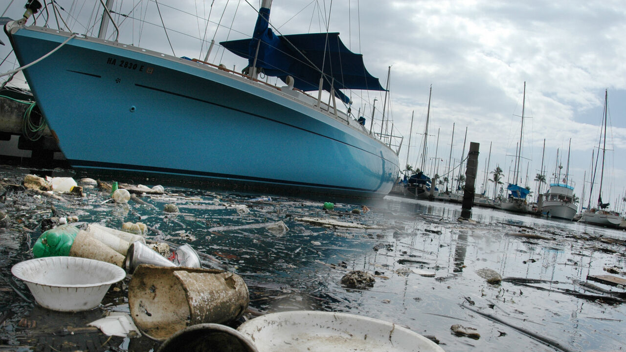 Plastic vervuiling | VRT NWS