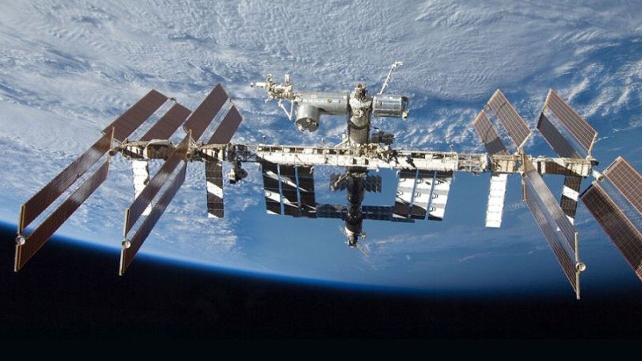 Het einde van een tijdperk: ISS krijgt in 2031 een zeemansgraf in het ...