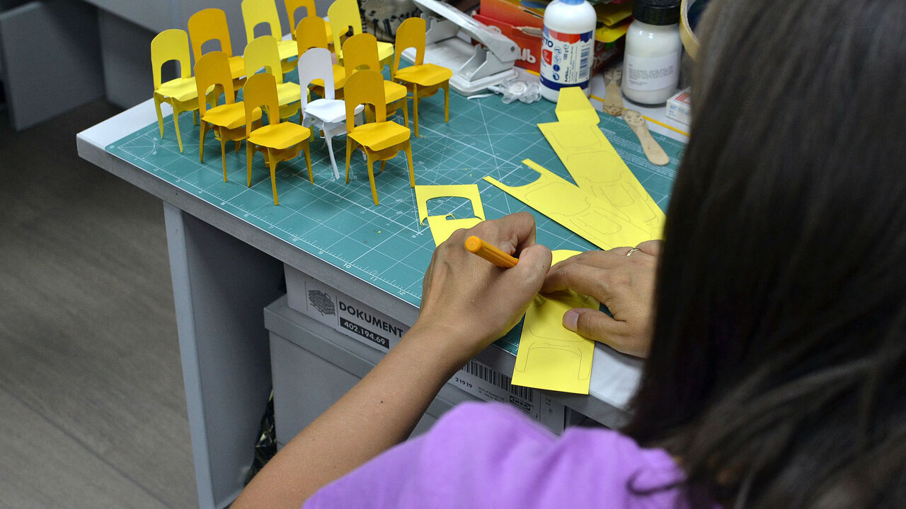 Internationale linkshandigendag: wat u over linkshandigheid moet weten ...