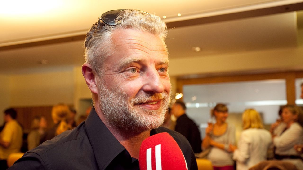 Acteur Filip Peeters verovert plaats in gemeenteraad Boechout | VRT NWS ...