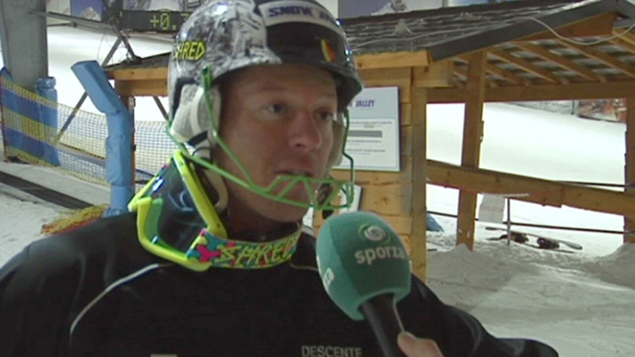 Mollin: "Gebrek aan middelen maakt het moeilijk" | sporza