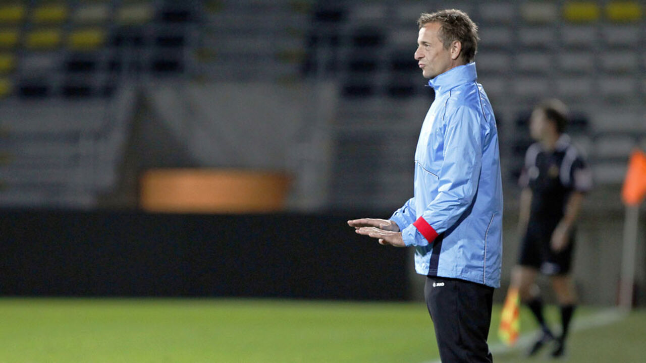 Turnhout schuift coach Simmes aan de kant | sporza