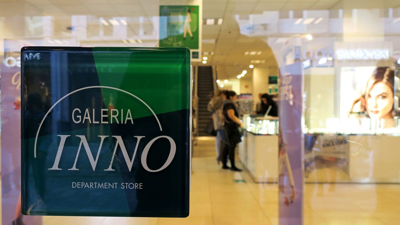 Department store chain Inno lays off half its sales staff until the end ...