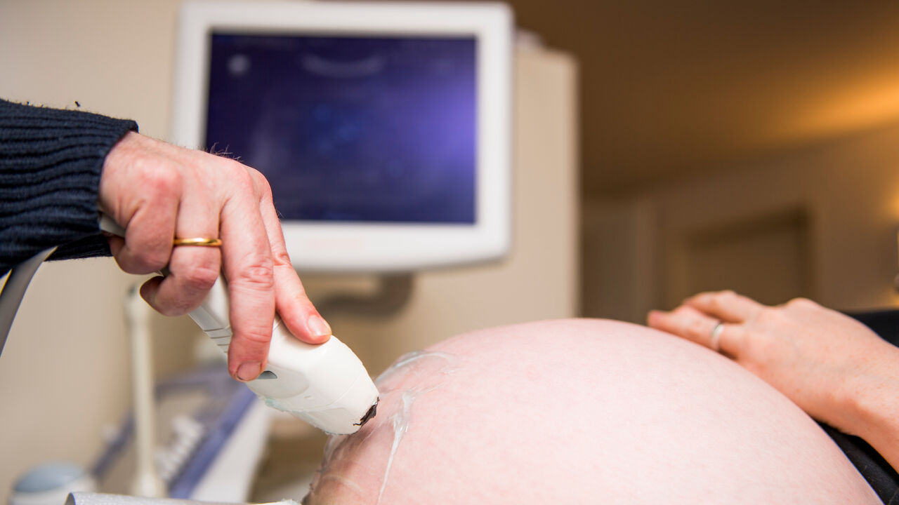 Steeds meer vrouwen laten hun eicellen invriezen: "Daardoor koop ik ...