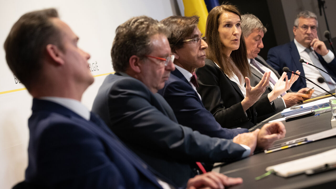 Journalist Ivan De Vadder scherp over lek en spanningen: "Politici zijn ...