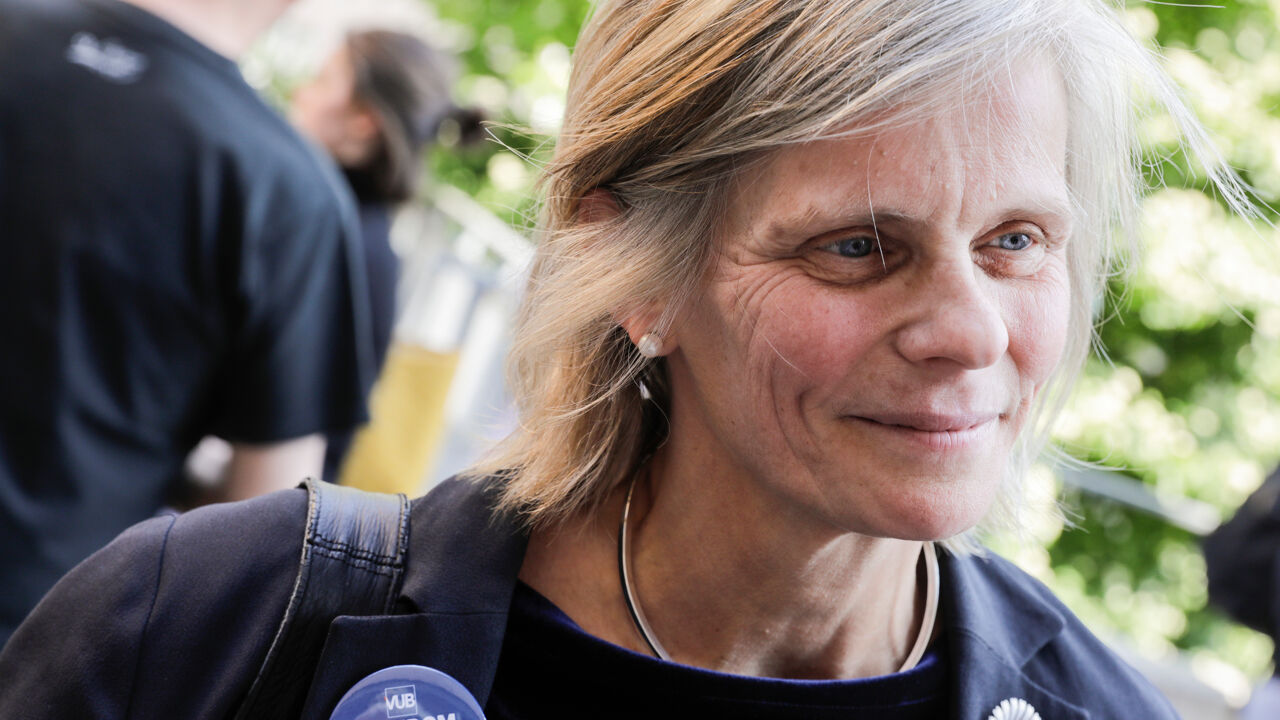 VUB-rector Caroline Pauwels test positief op corona | VRT NWS: nieuws