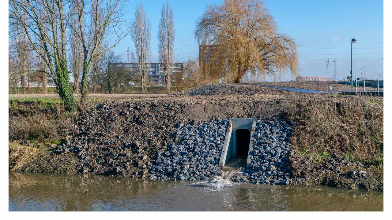 Unieke getijdenmolen in Rupelmonde kan na 8 jaar weer malen | VRT NWS ...