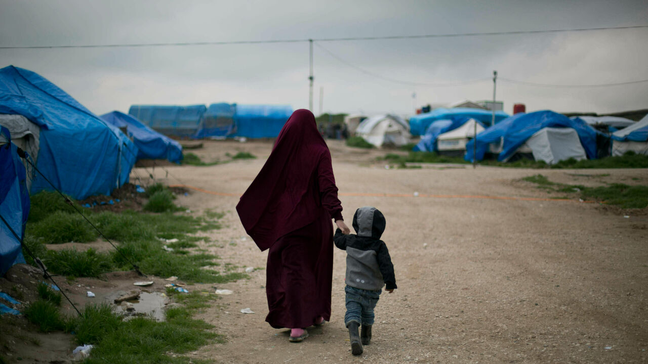 België gaat mogelijk opnieuw Belgische vrouwen en kinderen terughalen ...