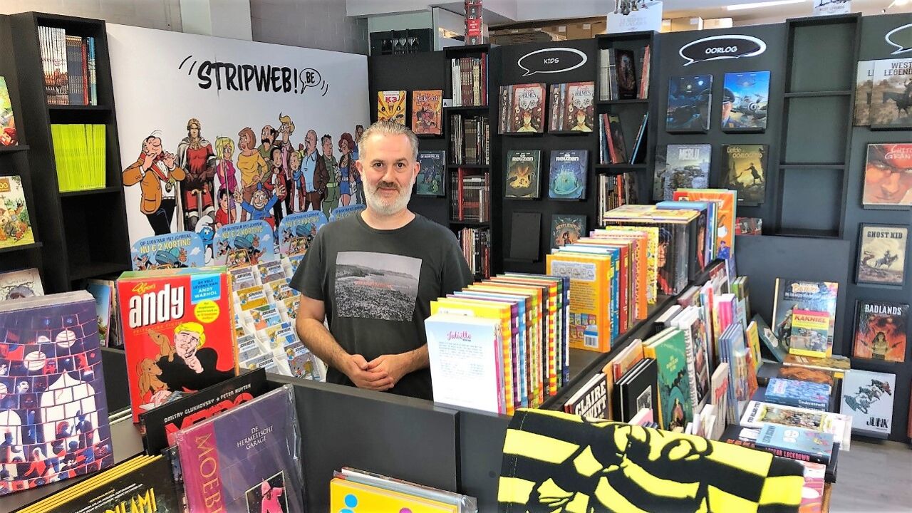 Stripwinkel De Striep in Brugge overgenomen door Wevelgemse Stripweb | VRT NWS: nieuws