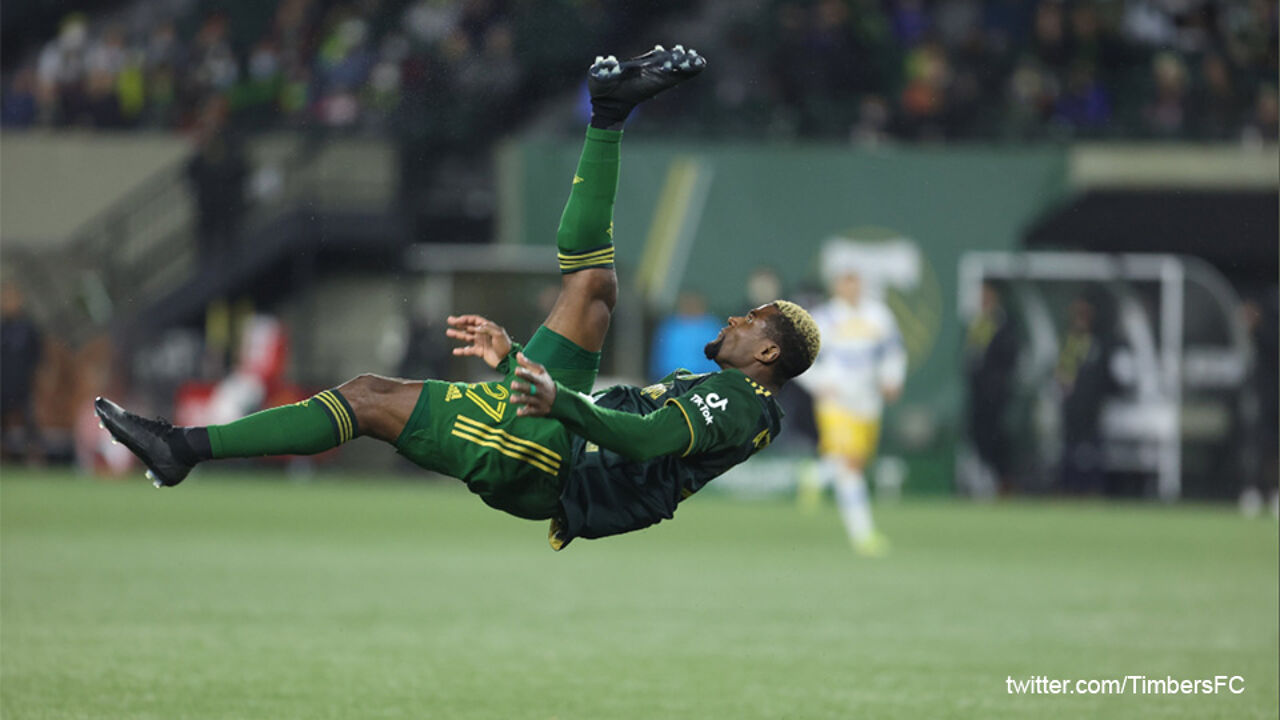 Spectaculaire Ibra-goal in MLS, al ging er ook spectaculaire blunder ...