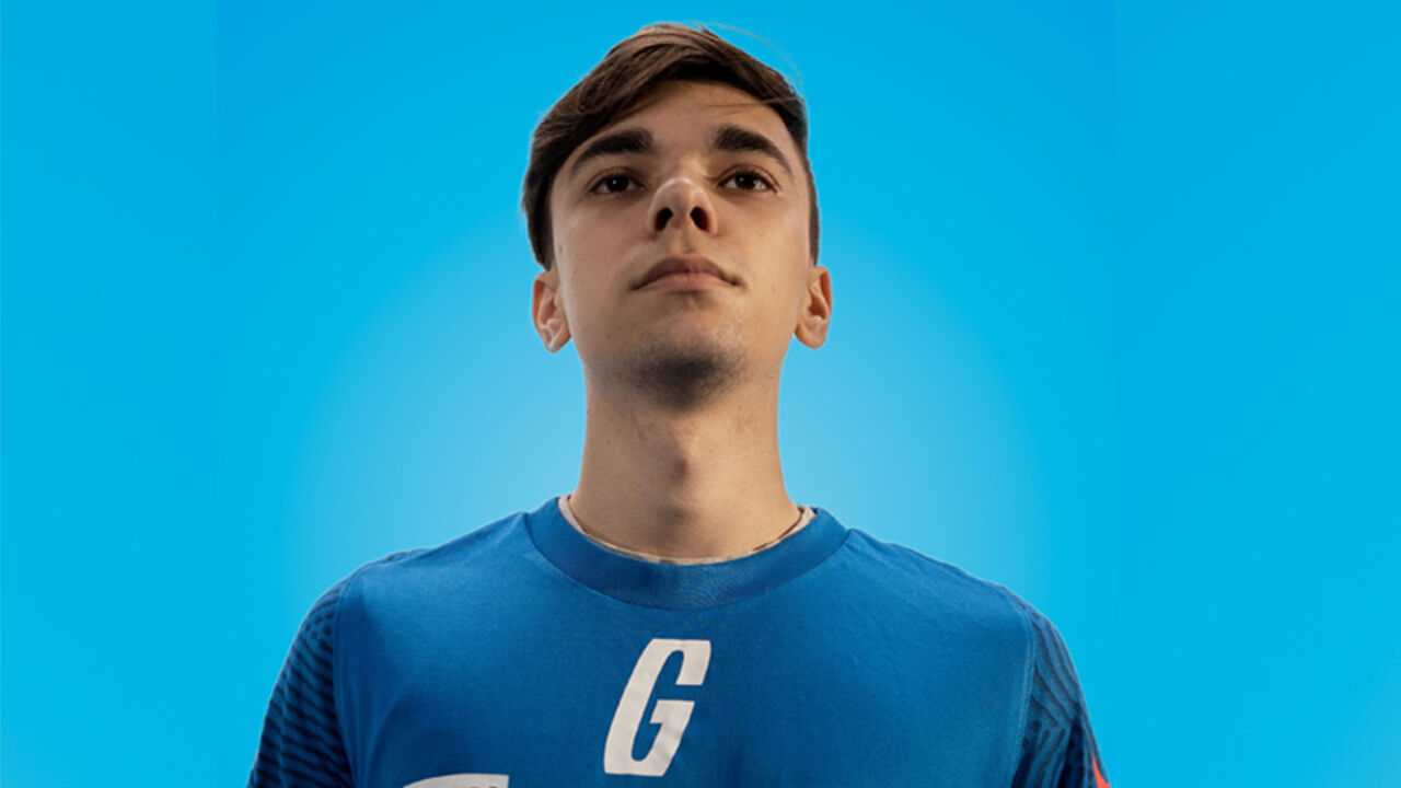 Belgische FIFA-speler Stefano Pinna stap dichter bij de eChampions ...