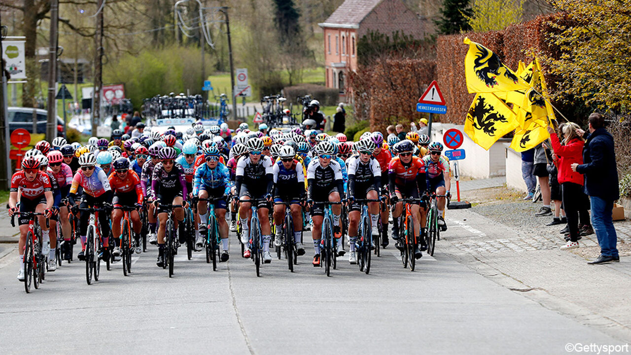 Sportarts begrijpt UCI-beslissing rond trans vrouwen: "Zou anders ...