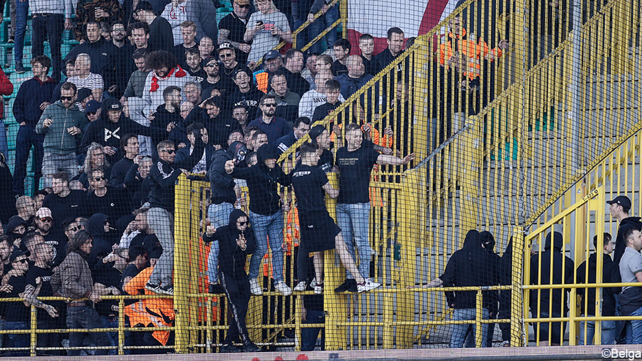 Trieste taferelen: Antwerp-hooligans zoeken confrontatie op met ...