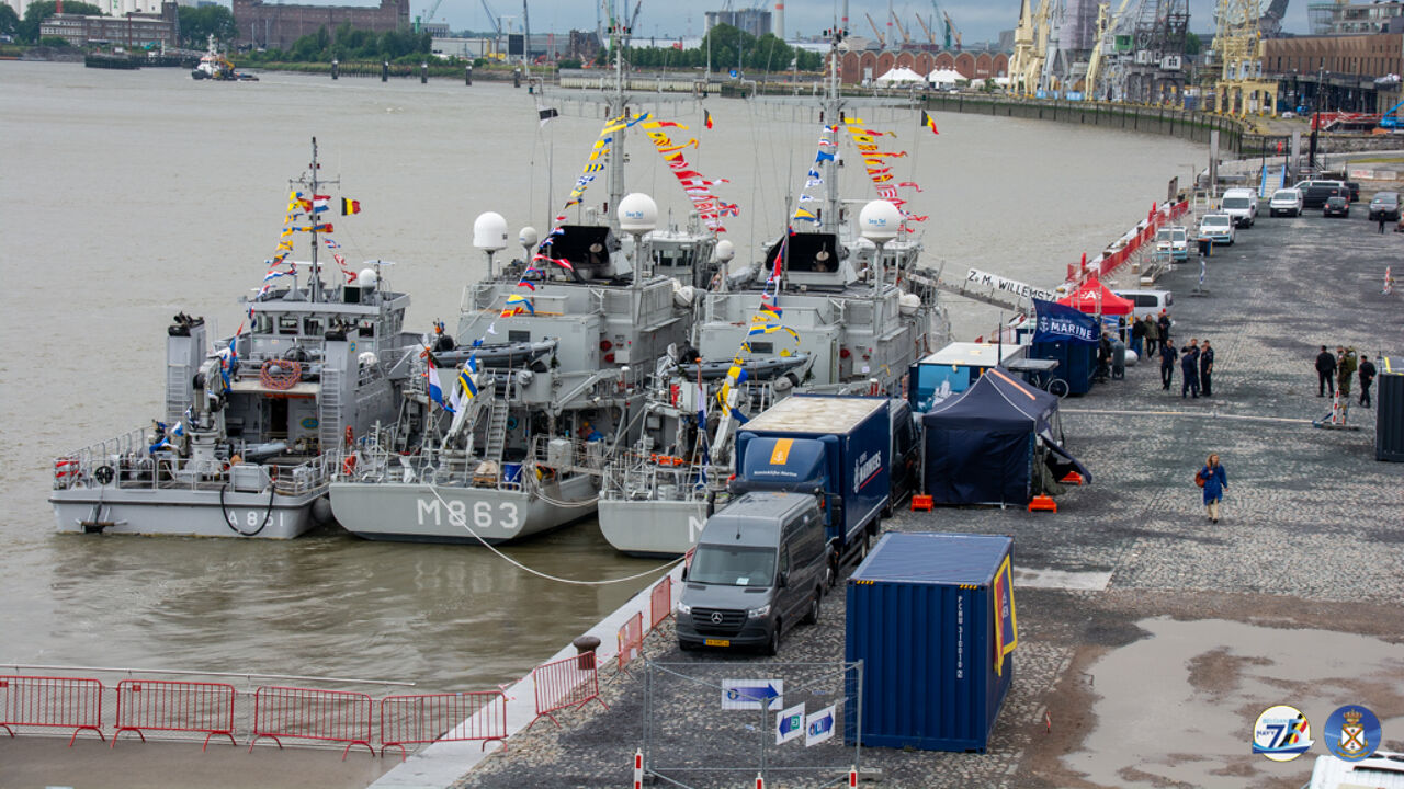Marine viert 75e verjaardag met Vlootdagen aan het Steen in Antwerpen ...