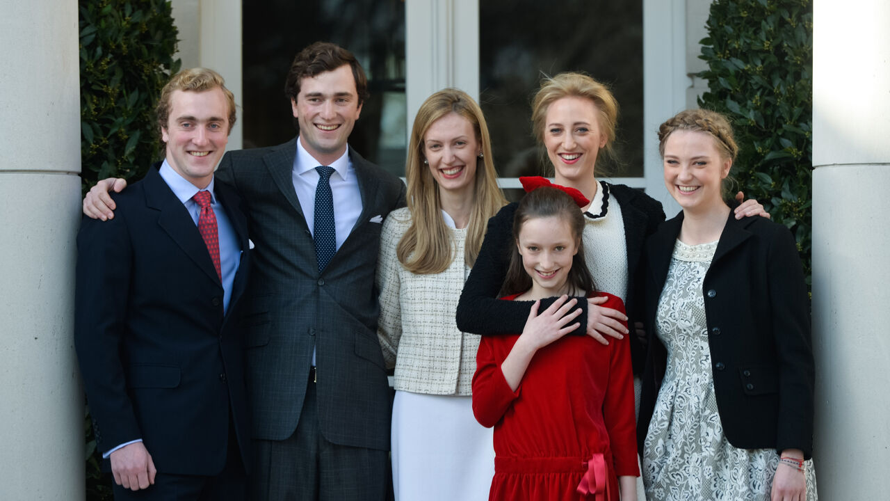 Een familiereünie met het kruim van de Europese adel: prinses Maria ...