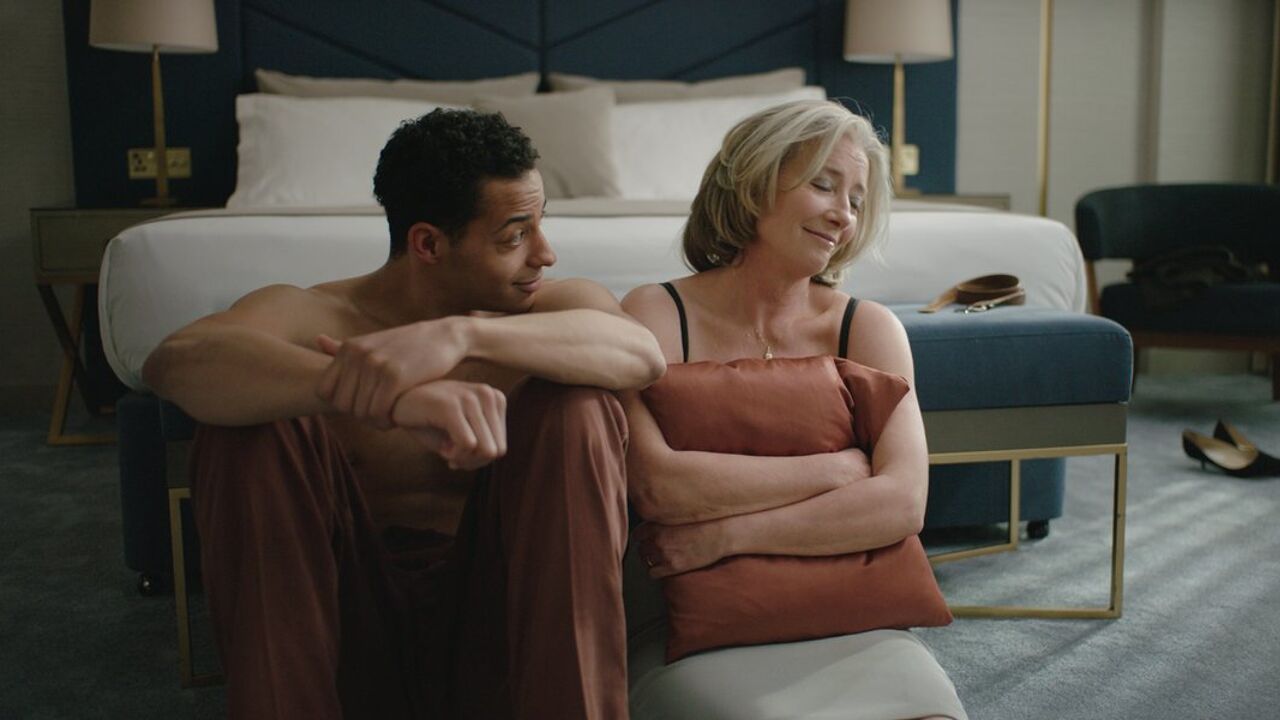 Film van de week: in “Good luck to you, Leo Grande” gaat Emma Thompson ...