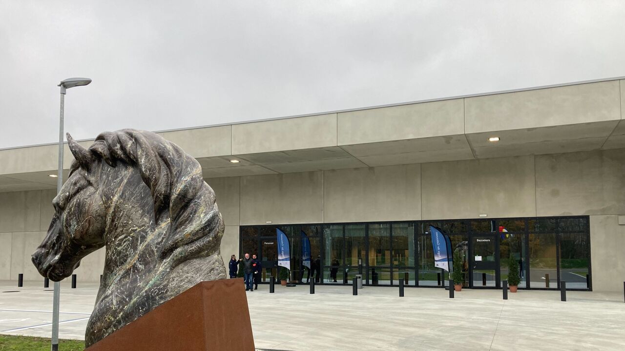 Nieuwe gevangenis in Dendermonde voor 440 gevangenen is ingehuldigd ...