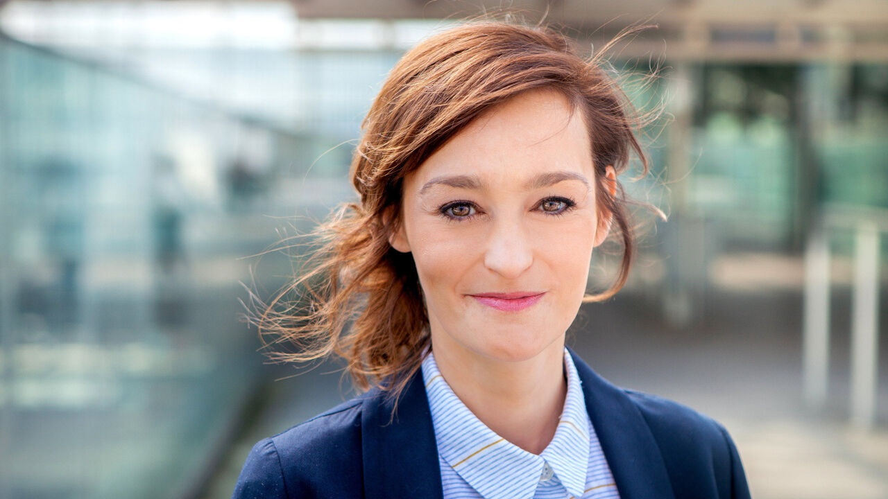 SPOILER ALERT - Verrassende wending in "Thuis": vast personage sterft ...