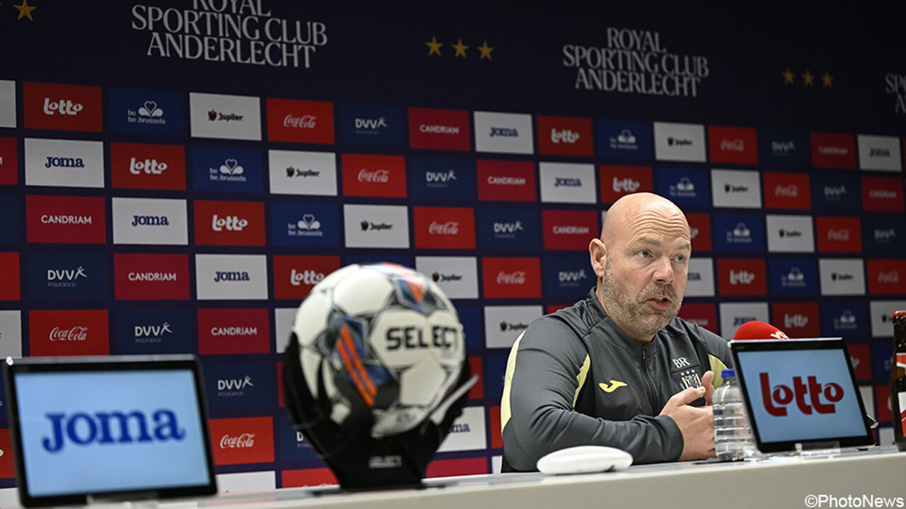 Brian Riemer debuteert woensdag bij Anderlecht: "Ik ben geen magiër ...