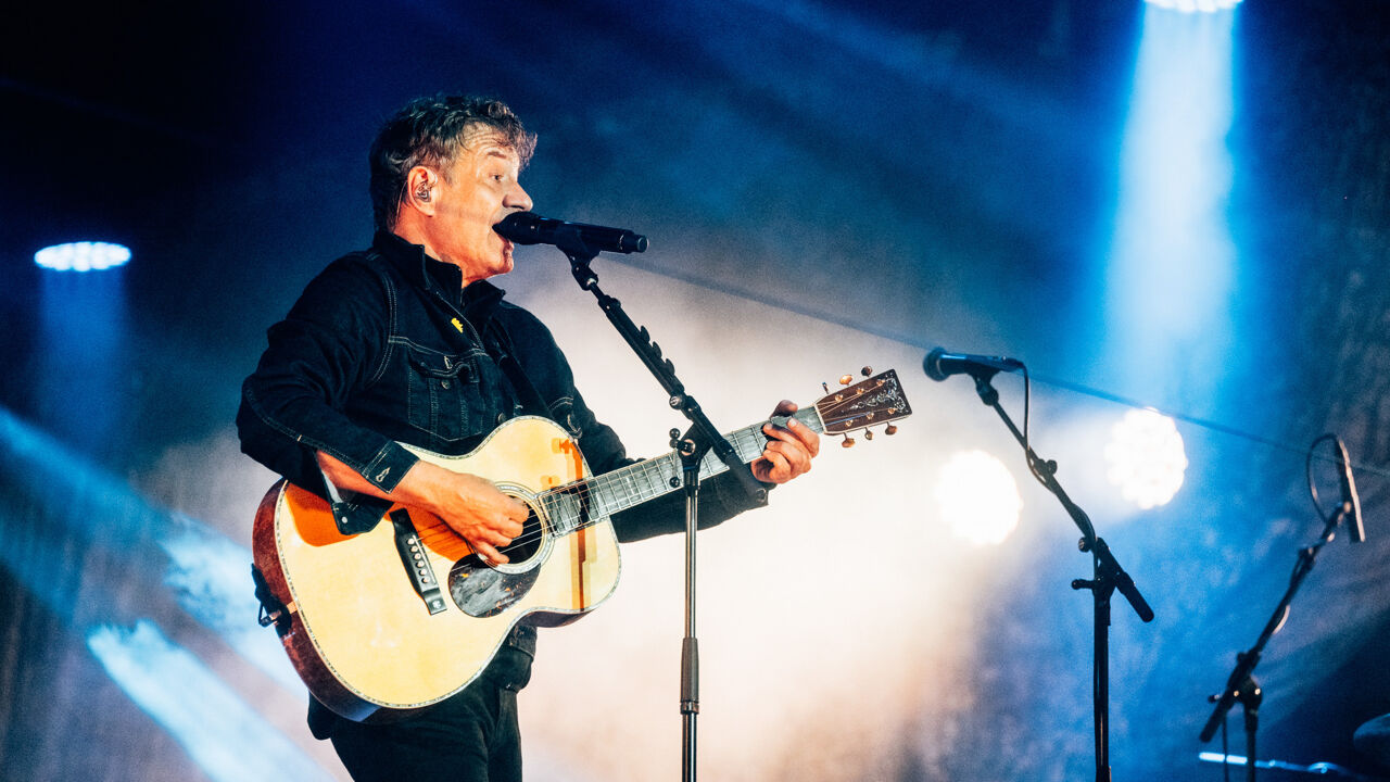 Bart Peeters schreef de tekst van Tura's afscheidssingle: "Ik wist van ...