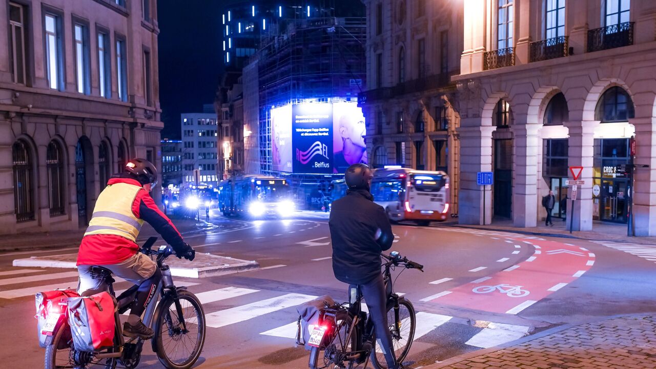 Sneller donker betekent meer verkeersrisico's: aantal ernstige ...