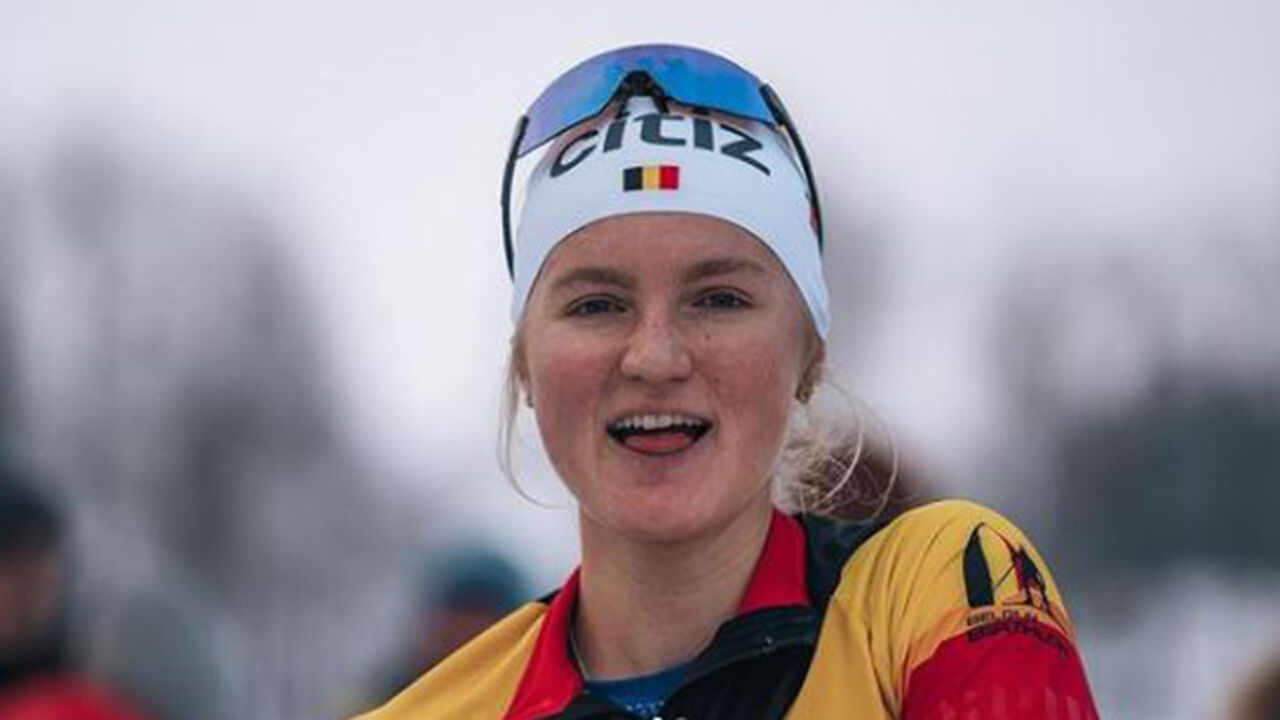 Biatlontalent Maya Cloetens (20) debuteert met 43e plaats in Wereldbeker | sporza