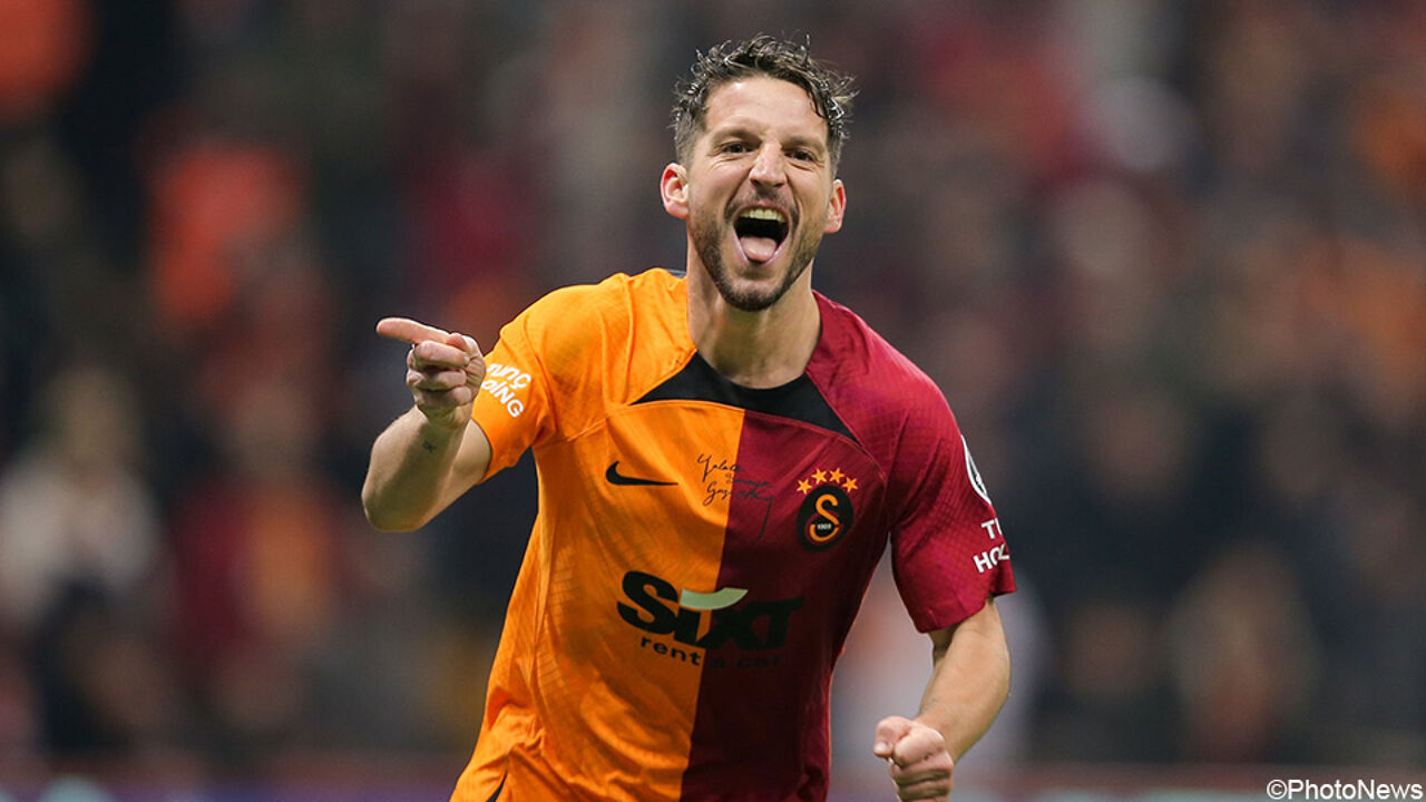 Dries Mertens verovert op zijn 36e zijn allereerste landstitel met ...