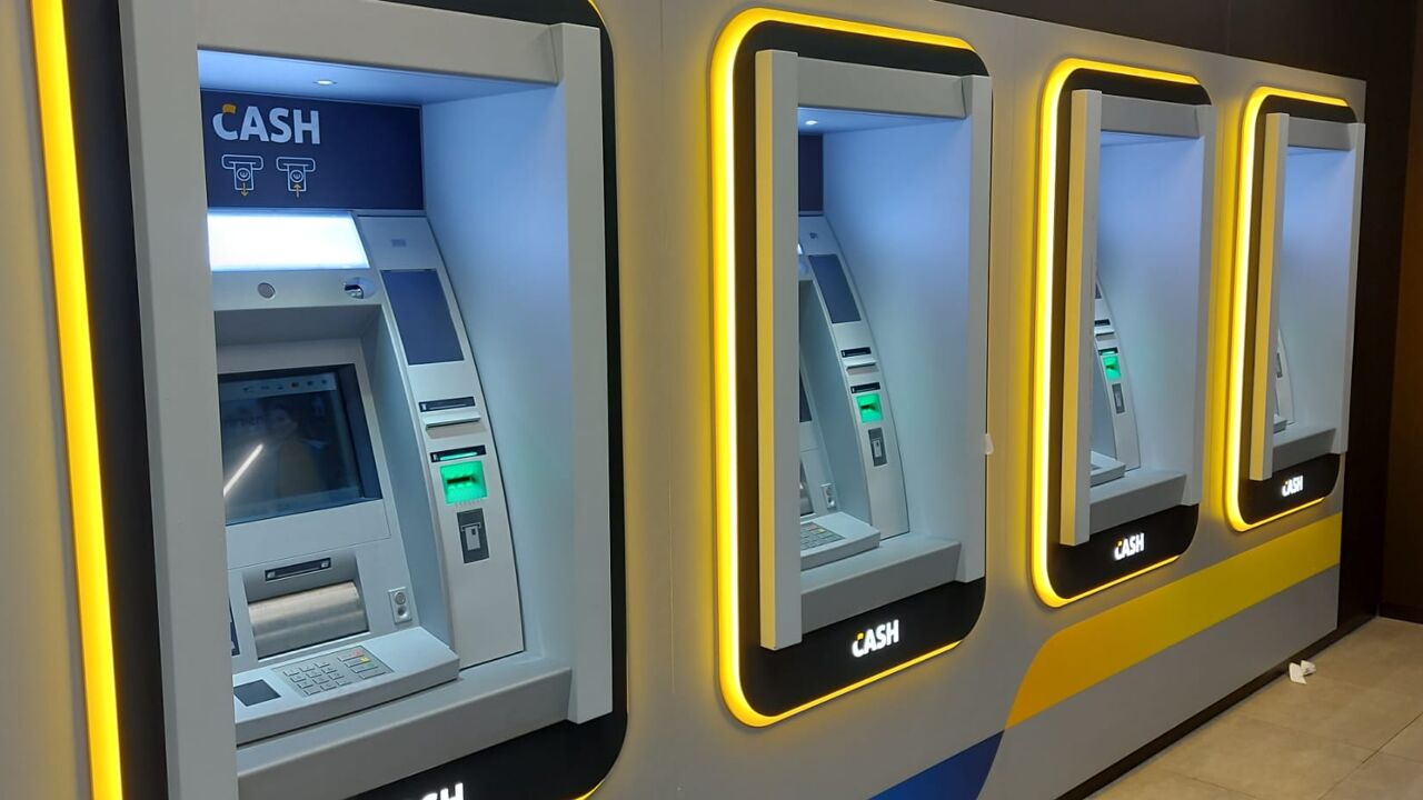 Hasselt wil extra Batopin geldautomaat aan de Grote Ring | VRT NWS: nieuws