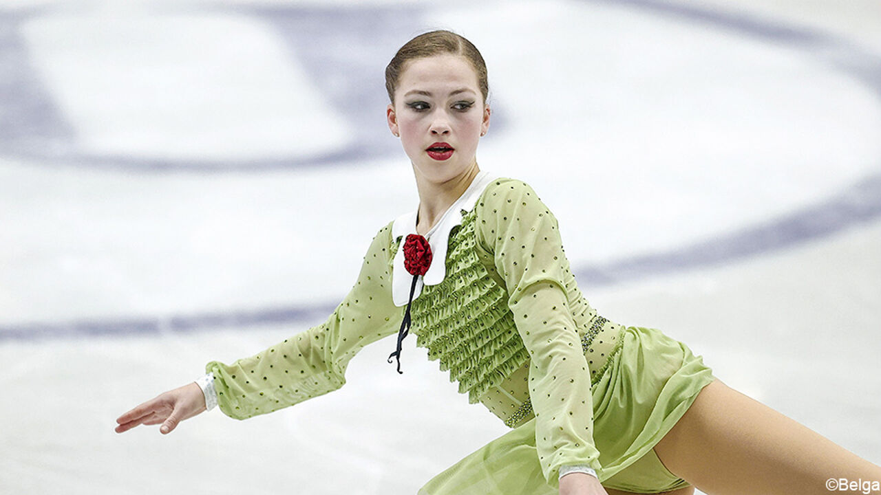 Loena Hendrickx pakt EK-zilver na dubbele val, Nina Pinzarrone knap 5e ...