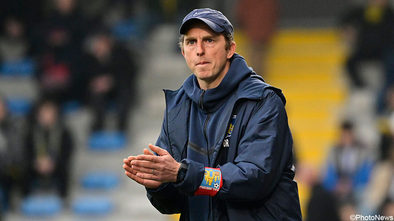 Antwerp kiest voor Jonas De Roeck als opvolger voor coach Mark van ...