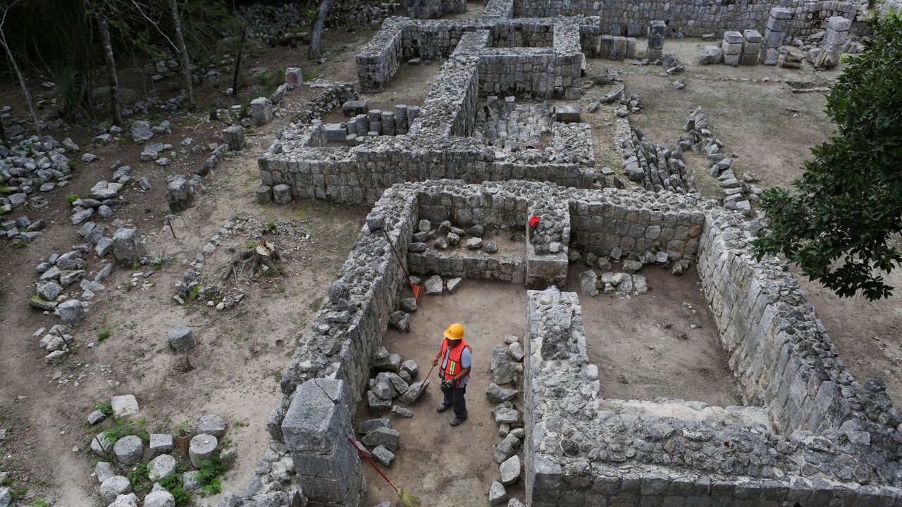 Maya-stad "met structuren tot 15 meter hoog" ontdekt in Mexicaanse ...
