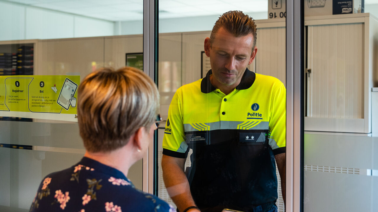 Online oplichting | VRT NWS: nieuws