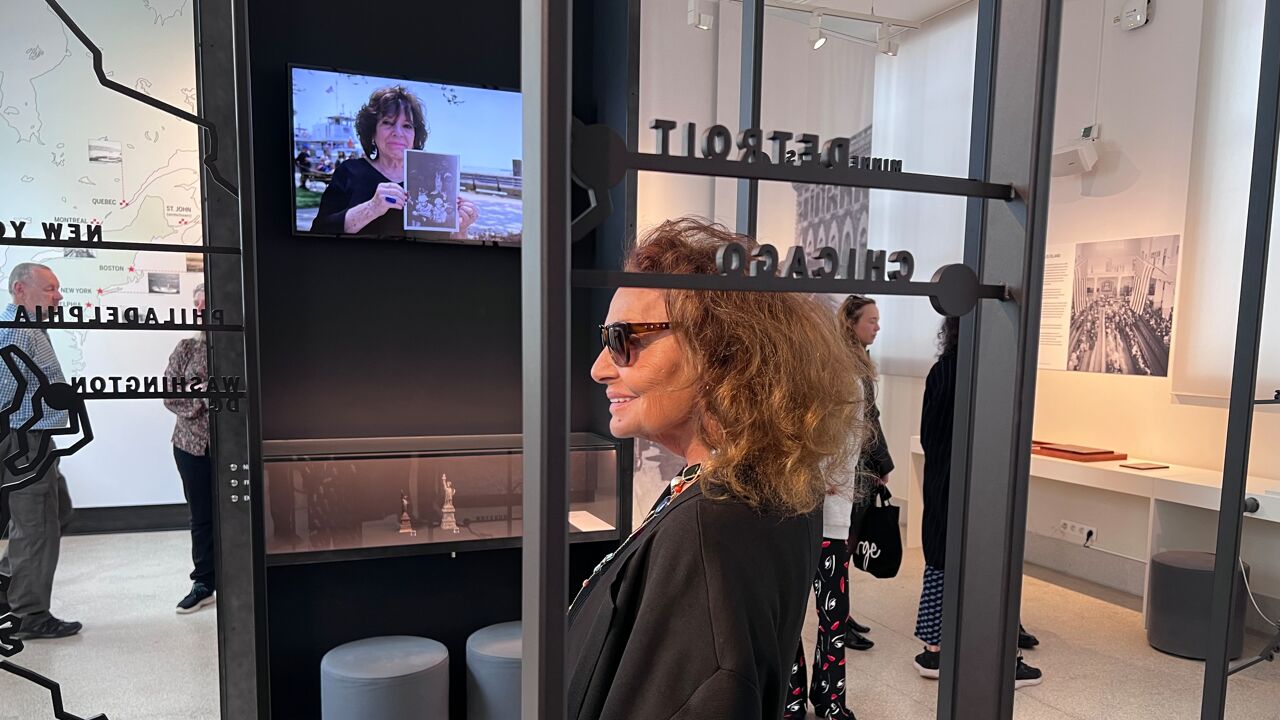 Amerikaanse modeontwerpster Diane von Fürstenberg, ‘meter’ van Red Star ...