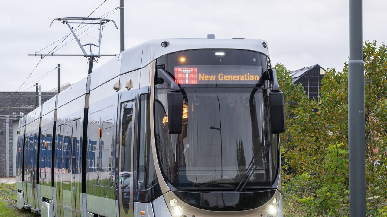 MIVB introduceert nieuwste generatie trams in Brussel: "Tram is ruimer ...