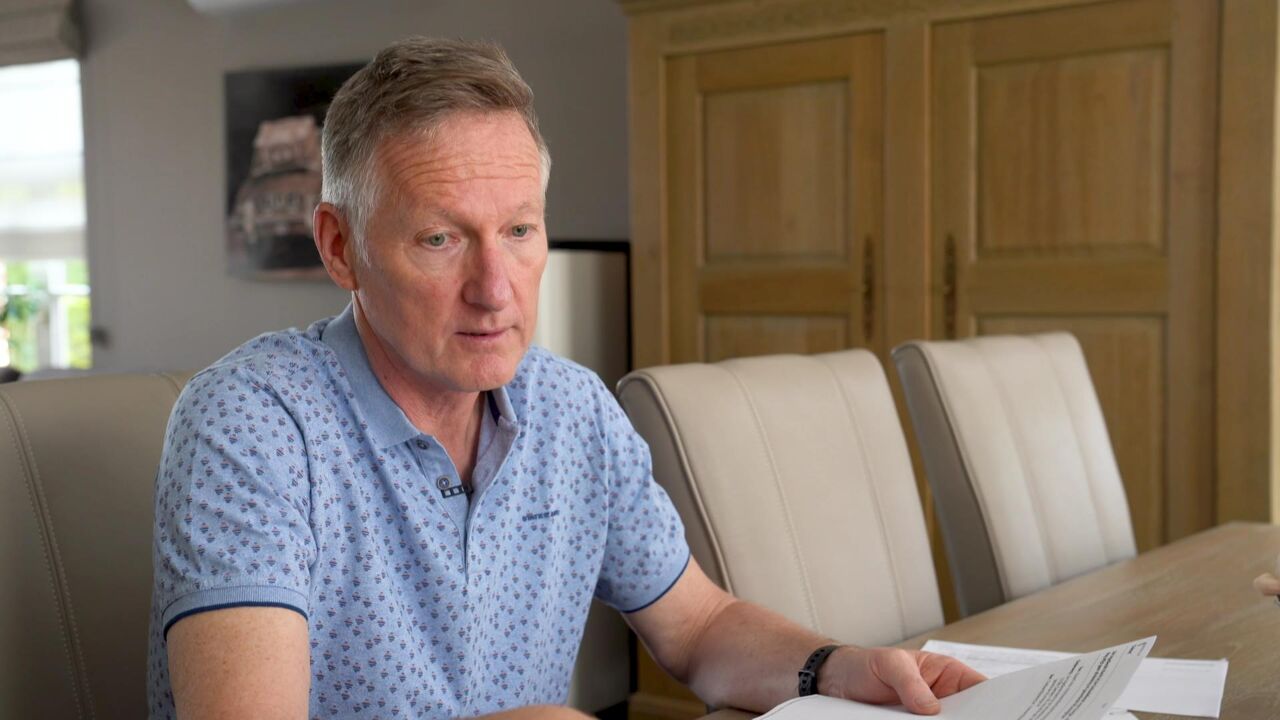 Dirk heeft net als tienduizenden anderen problemen met zijn ...