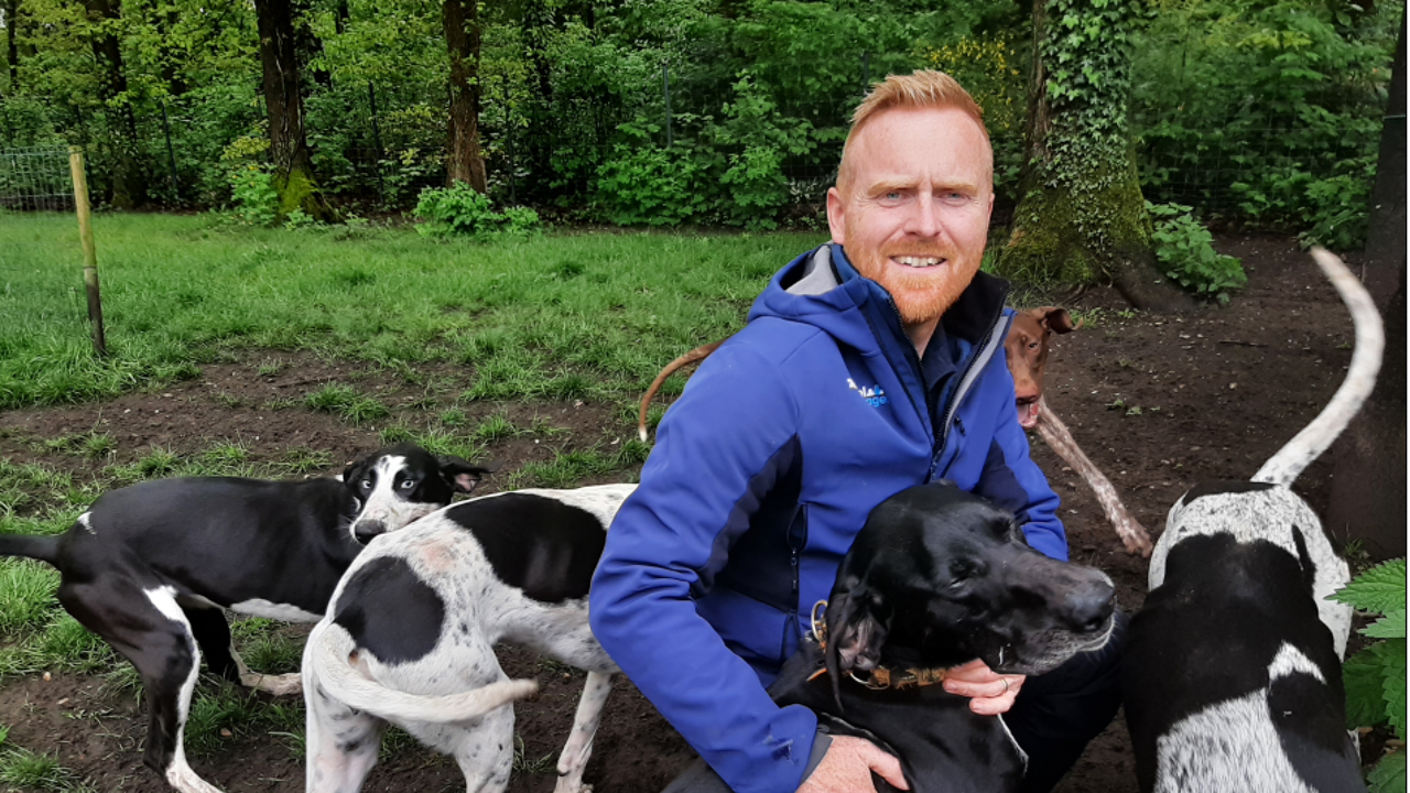 Wereldkampioen sledehondenrennen Stefan Goris uit Zutendaal schrijft ...