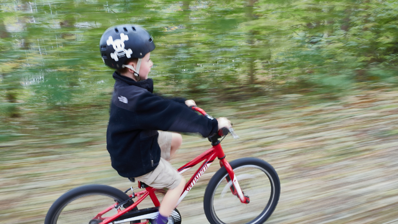 De fietshelm verplichten: een goed idee of voorbeeld van victim blaming ...