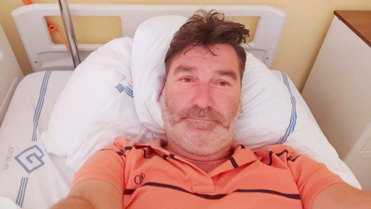 Antwerpse acteur Maarten Bosmans verliest nu alle tenen en een deel van ...