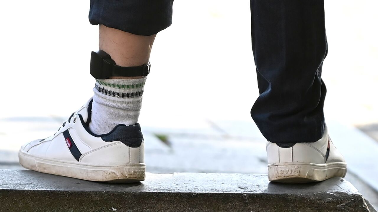 Elektronische enkelband enorm in opmars in Vlaanderen: "Al een digitale ...