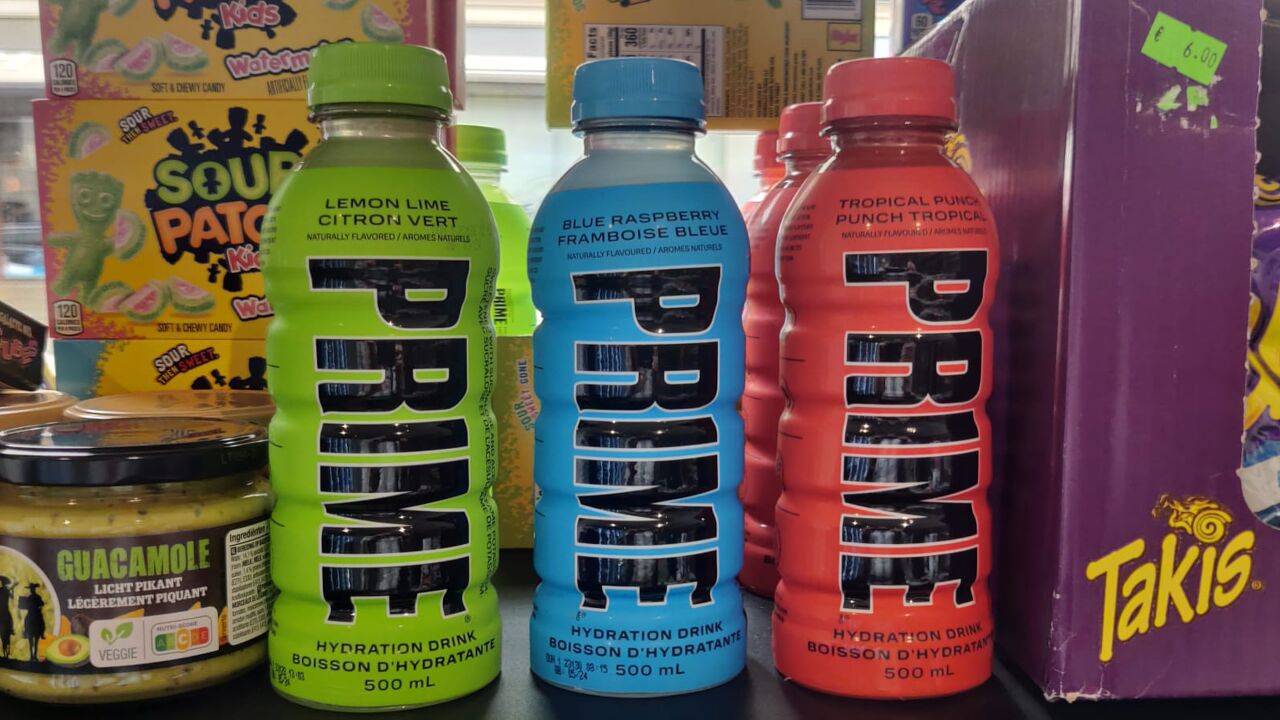 Sport- en energiedrankjes Prime zijn hype bij jongeren, maar hoe ...