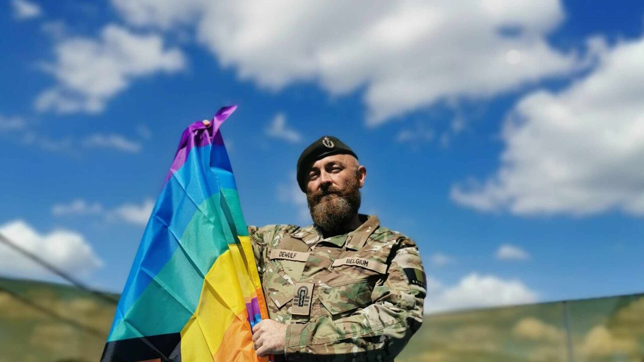 Defensie neemt voor het eerst deel aan Antwerp Pride Parade: "Laten ...