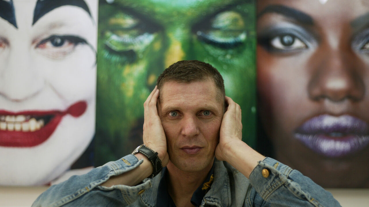 Kunstwereld rouwt om Nederlandse fotograaf Erwin Olaf: "Hij wilde seksualiteit in al haar ...