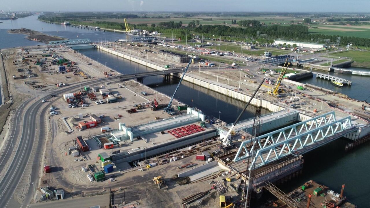 Stremming kanaal Gent-Terneuzen om water af te voeren, heeft nauwelijks ...