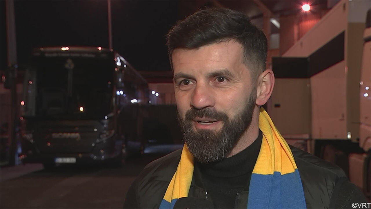 Cercle-coach Miron Muslic is man van zijn woord en supportert voor ...